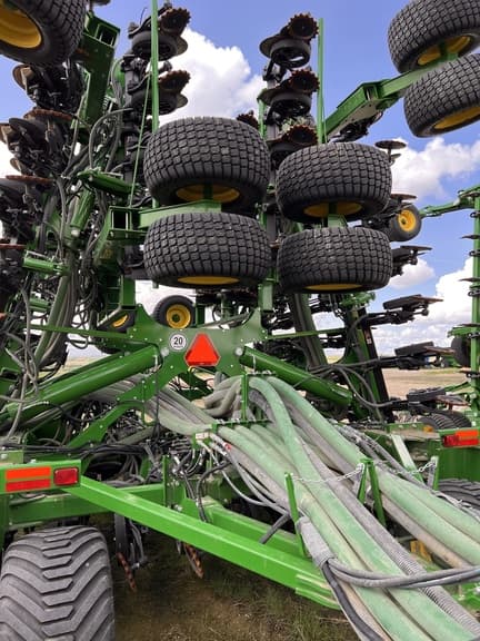 2021 John Deere N560F Planting Air Seeders or Carts for Sale | Tractor Zoom