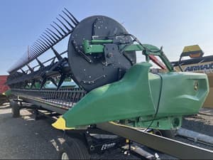SOLD - 2021 John Deere RD35F Stock No. 225483639 Harvesting with 35 ft ...