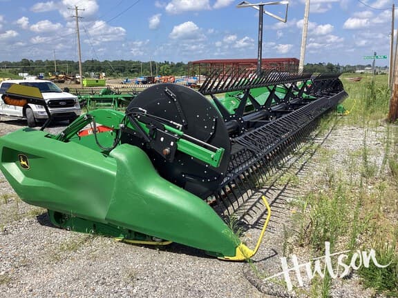 2021 John Deere RD40F Harvesting Headers - Platform for Sale | Tractor Zoom