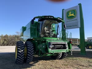 SOLD - 2021 John Deere S760 Stock No. 357275 Combines with 697 Hrs ...