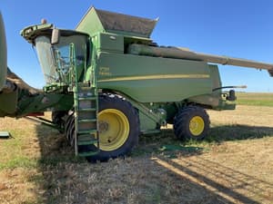 SOLD - 2021 John Deere T670 Stock No. 120851 Combines with 393 Hrs ...