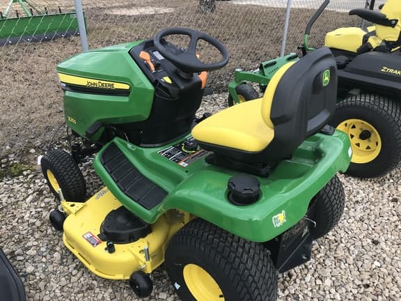 Tractor Zoom - 2021 John Deere X350