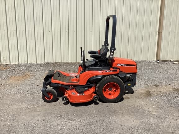 Tractor Zoom - 2021 Kubota ZD1011