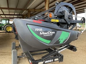 SOLD - 2021 MacDon FD135 Stock No. 714935 Harvesting with 35 ft ...