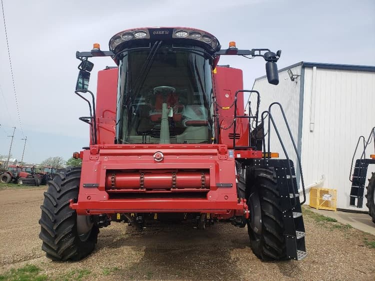 2022 Case IH 7250 Combines Class 7 for Sale | Tractor Zoom