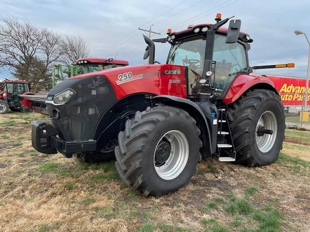 SOLD - 2022 Case IH Magnum 250 Tractors 175 to 299 HP | Tractor Zoom