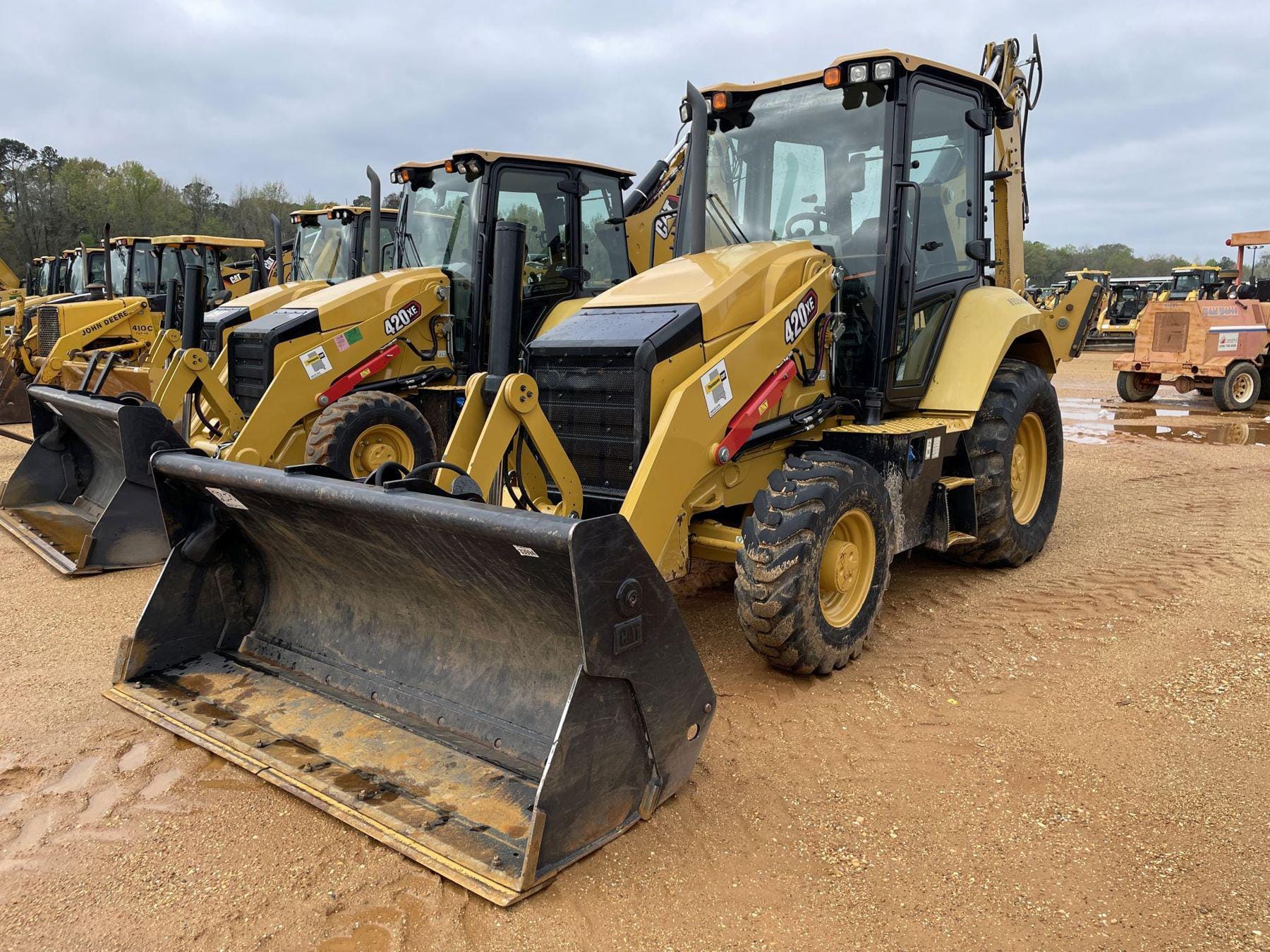 SOLD - 2022 Caterpillar 420XE Construction with 808 Hrs | Tractor Zoom