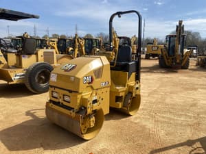 SOLD - 2022 Caterpillar CB1.8 Lot No. 51809145 Construction with 518 ...