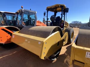 2022 Caterpillar CS11GC Lot No. 55676202 Construction For Sale with 134 ...