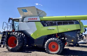 SOLD - 2022 CLAAS Lexion 8600 Stock No. 1114 Combines with 618 Hrs ...