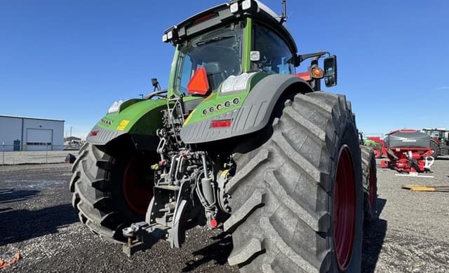 2022 Fendt 933 Vario Stock No. U049140 Tractors For Sale with 935 Hrs ...