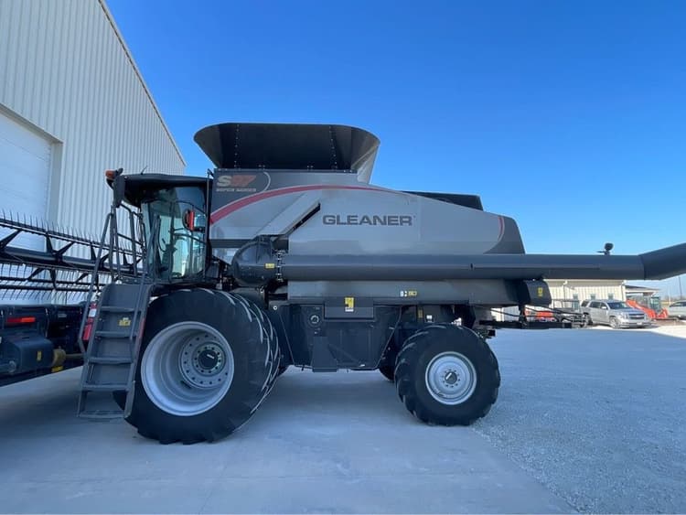 2022 Gleaner S97 Combines Class 7 for Sale | Tractor Zoom
