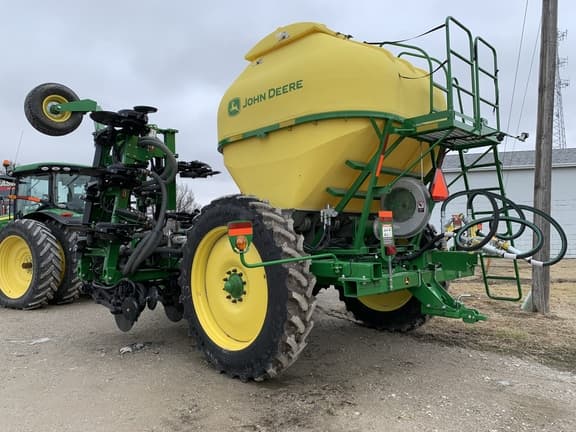 2022 John Deere 2510H Chemical Applicators Fertilizer Applicators ...
