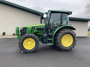 SOLD - 2022 John Deere 5125M Stock No. AP001427 Tractors with 1 Hrs ...