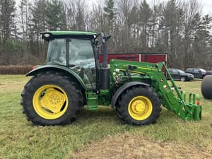 SOLD - 2022 John Deere 5125M Stock No. 381627 Tractors with 107 Hrs ...
