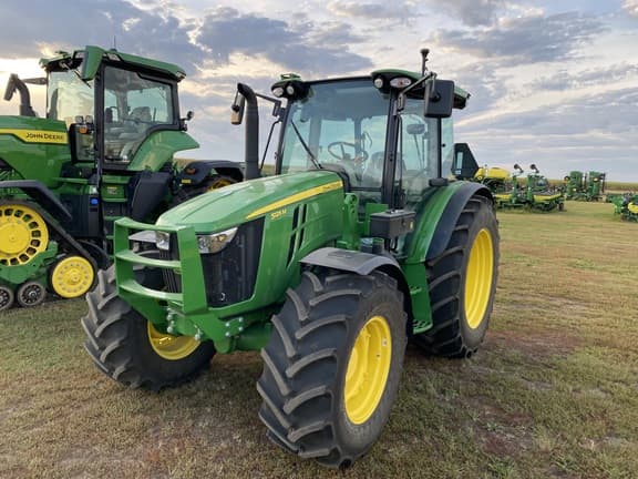 2022 John Deere 5125M Tractors 100 to 174 HP for Sale | Tractor Zoom