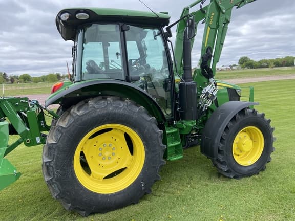 SOLD - 2022 John Deere 5125R Tractors 100 to 174 HP | Tractor Zoom