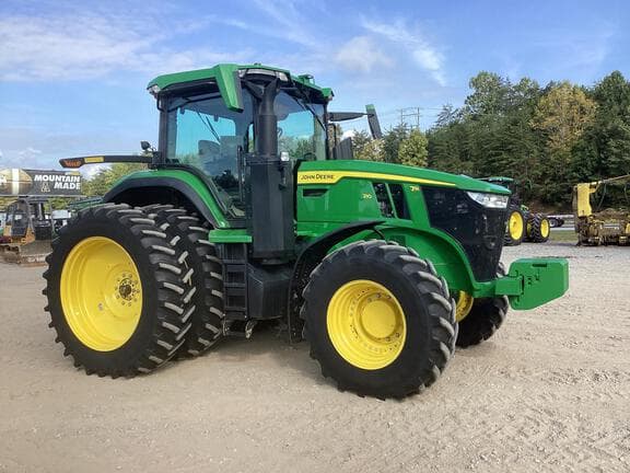 2022 John Deere 7R 210 Tractors 175 to 299 HP for Sale | Tractor Zoom