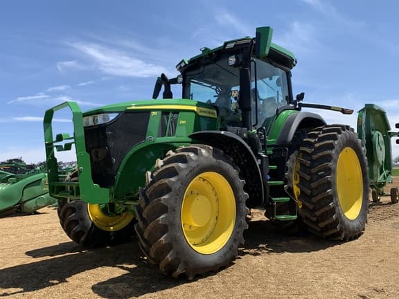 2022 John Deere 7R 230 Tractors 175 to 299 HP for Sale | Tractor Zoom