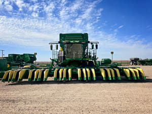 SOLD - 2022 John Deere CS770 Stock No. 991144 Harvesting with 236 Hrs ...