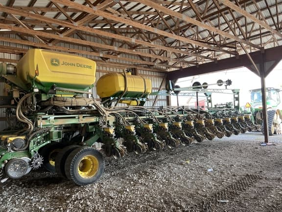 2022 John Deere DB80 Planting Planters for Sale | Tractor Zoom