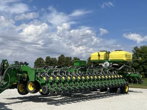 SOLD - 2022 John Deere DB80 Stock No. 450891 Planting with 48 Rows ...