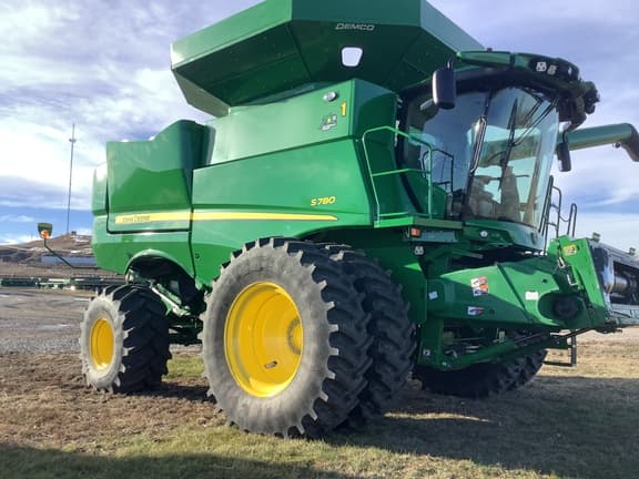 SOLD - 2022 John Deere S780 Combines Class 8 | Tractor Zoom