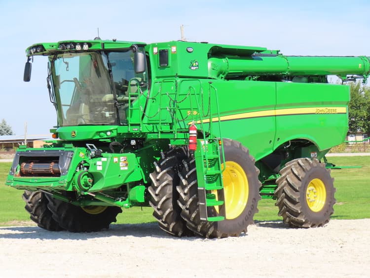 SOLD - 2022 John Deere S780 Combines Class 8 | Tractor Zoom