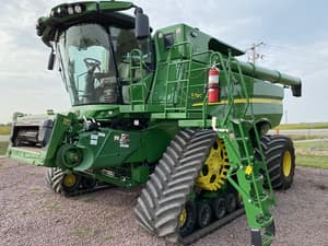 SOLD - 2022 John Deere S790 Stock No. 363668 Combines with 900 Hrs ...