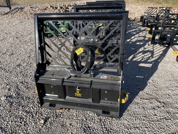 Tractor Zoom - 2022 CL Fab EZ Puller