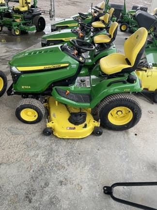 Tractor Zoom - 2022 John Deere X584