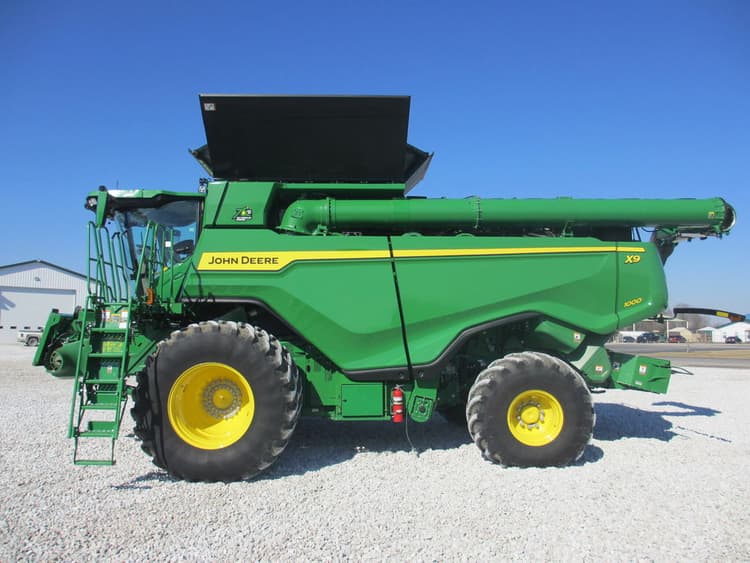 2022 John Deere X9 1000 Combines Class 9/10 for Sale | Tractor Zoom