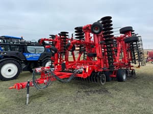 SOLD - 2022 Kuhn Excelerator XT 8010 Lot No. 36 Tillage with 40 ft ...