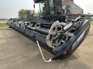 2022 MacDon FD235 Stock No. 28752N Harvesting For Sale with 35 ft ...