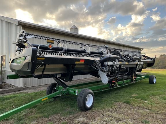 2022 MacDon FD235 Harvesting Headers - Platform for Sale | Tractor Zoom