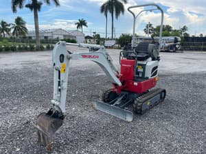 SOLD - 2022 Takeuchi TB210R Construction with 29 Hrs | Tractor Zoom