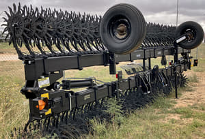 SOLD - 2022 Yetter 3541 Stock No. 110832 Tillage with 41 ft | Tractor Zoom