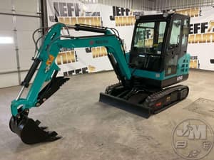 SOLD - 2023 AGT Industrial NT45 Lot No. 173673 Construction with 2 Hrs ...