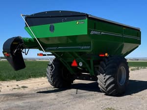 SOLD - 2023 Brent V800 Stock No. B43160104 Harvesting with 850 Bu ...