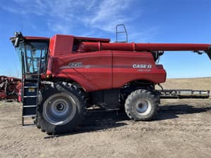SOLD - 2023 Case IH 8250 Stock No. 229662319 Combines with 460 Hrs ...