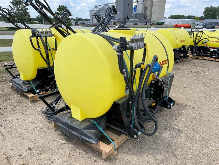 2023 Demco RM200 Chemical Applicators Sprayers - 3pt Mounted for Sale ...