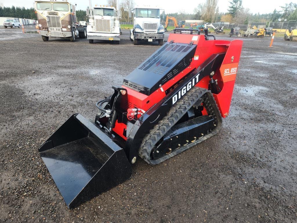 SOLD - 2023 Diggit SCL850 Skid Steer Tracked Loader Construction with ...