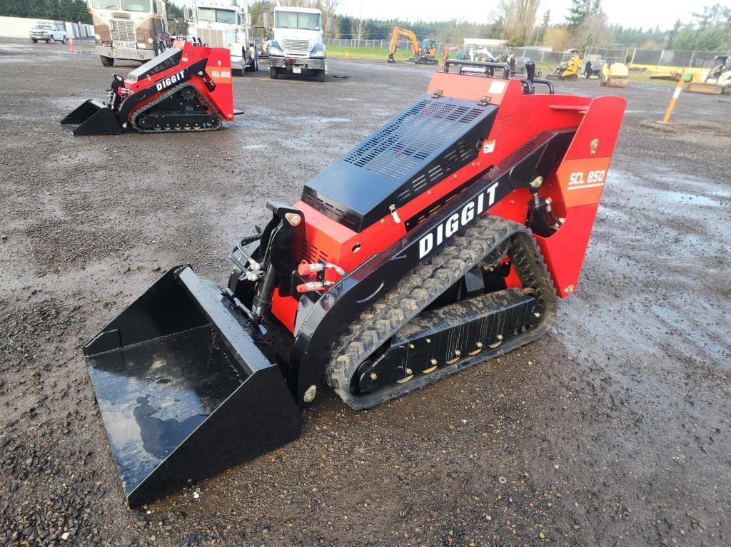 SOLD - 2023 Diggit SCL850 Skid Steer Tracked Loader Construction with ...