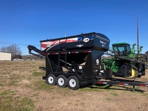 SOLD - 2023 J&M LC390 Stock No. 553964 Planting | Tractor Zoom