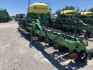 SOLD - 2023 John Deere 1725 Stock No. 896553 Planting with 12 Rows ...