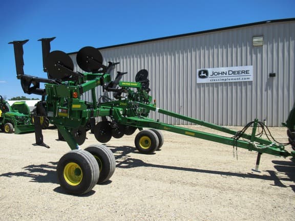 SOLD - 2023 John Deere 2100 Tillage Rippers | Tractor Zoom