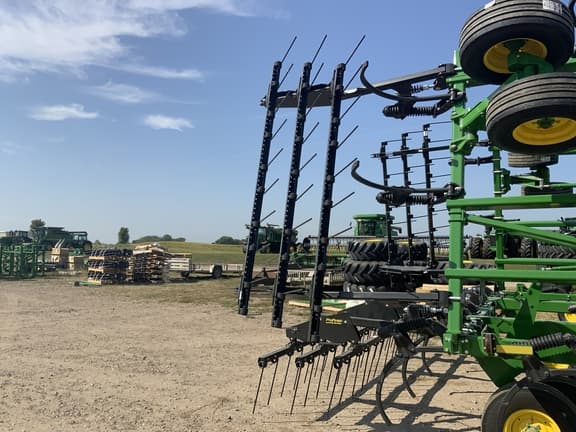 2023 John Deere 2430 Tillage Chisel Plows for Sale | Tractor Zoom