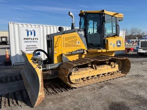 SOLD - 2023 John Deere 700L LGP Lot No. 118 Construction with 1,513 Hrs ...