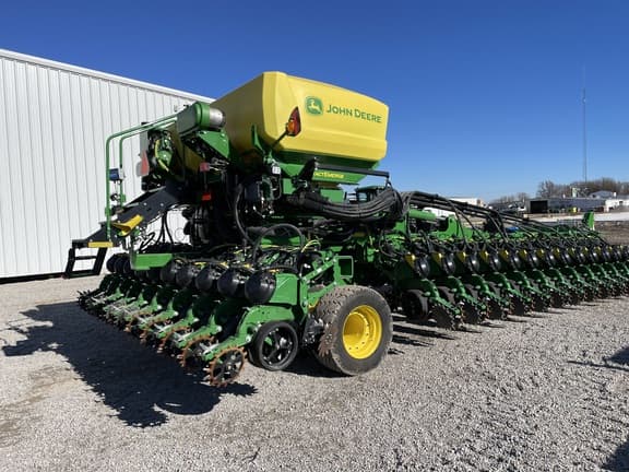 2023 John Deere DB60 Planting Planters for Sale | Tractor Zoom