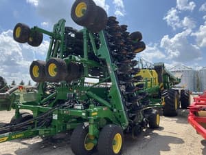 SOLD - 2023 John Deere N560 Stock No. 115287 Planting with 60 ft ...